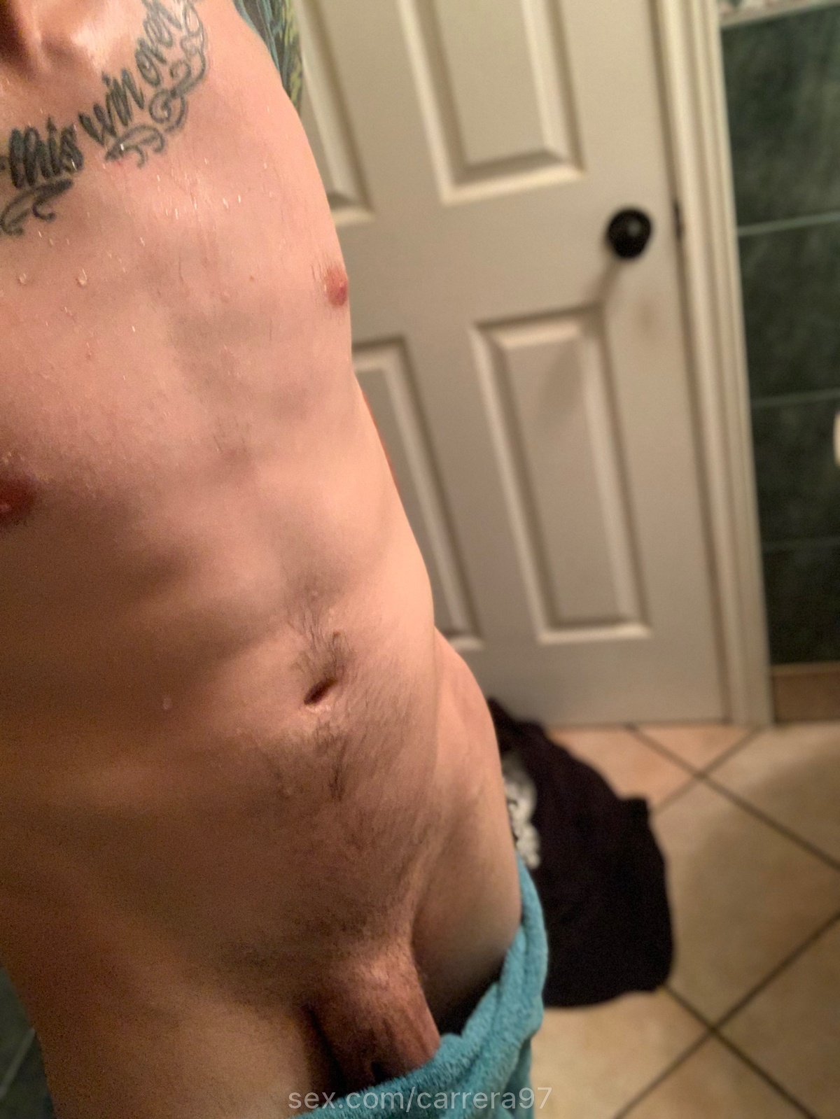 Carrera97 Towel Falling Cock Male Shower