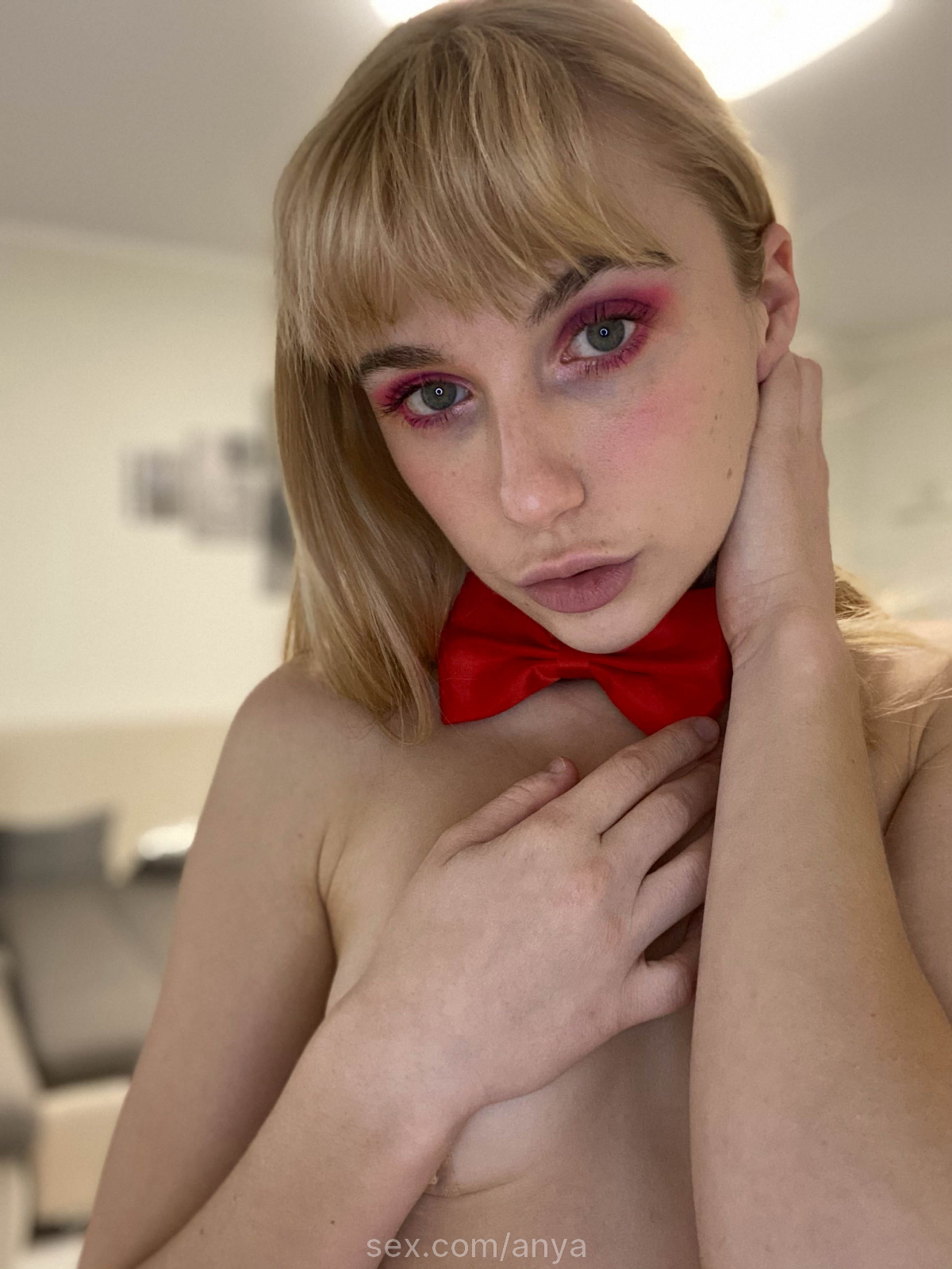 Anya Want To Uncover My Tits😍 Tits Blonde Babe