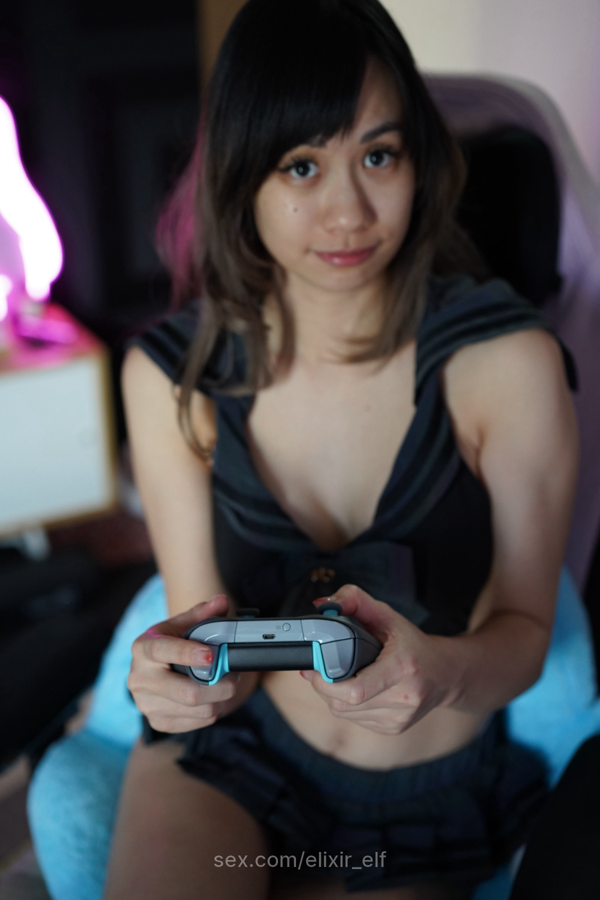 Elixirelf Why Are You In My Room Gamer Asiangirl Streamer Big Boobs Amateur 