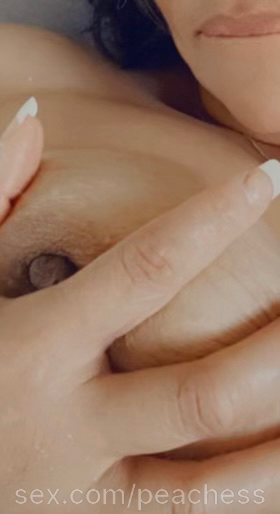 Sweet Peach My Nipples Are So Hard Right Now 🍰💦 Big Tits Nippke Hotbabe
