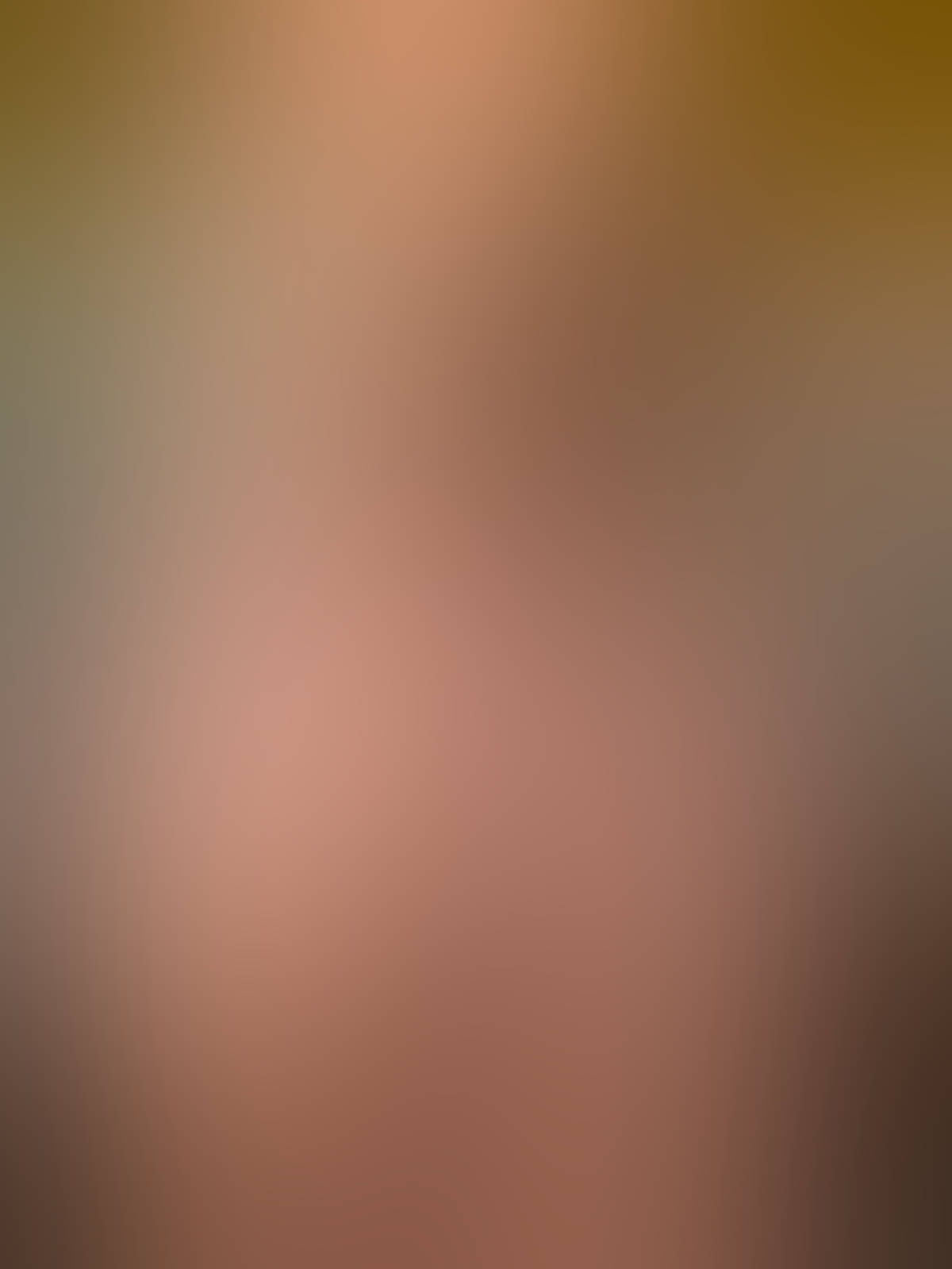 Garota Spreading My Ass With My Tanlines And Tight Holes