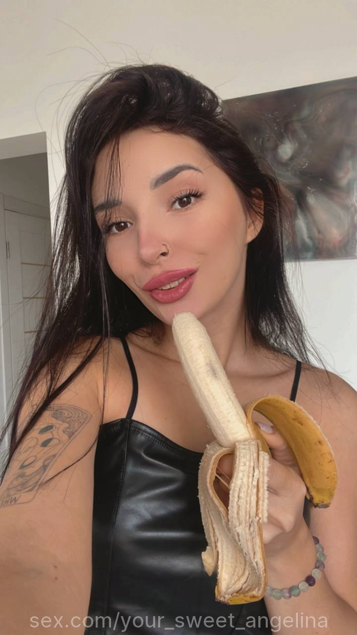Sexyangelina I Like Big And Juicy Bananas 18 Model Cute