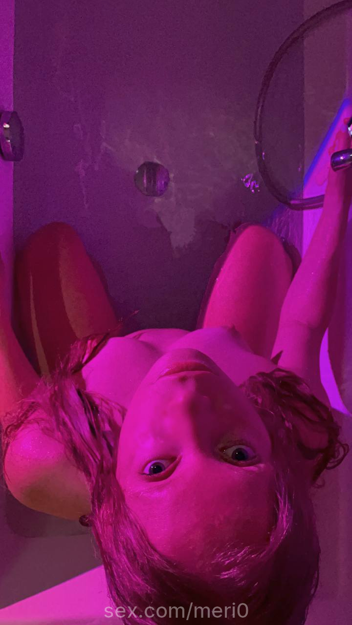 Elli Looking Up On Your Cock Like Face Cute Amateur