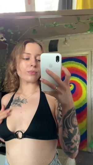 Lilydavis Im New Here Subscribe To Give Me Some Motivation To Make More Videos Thanks 😘