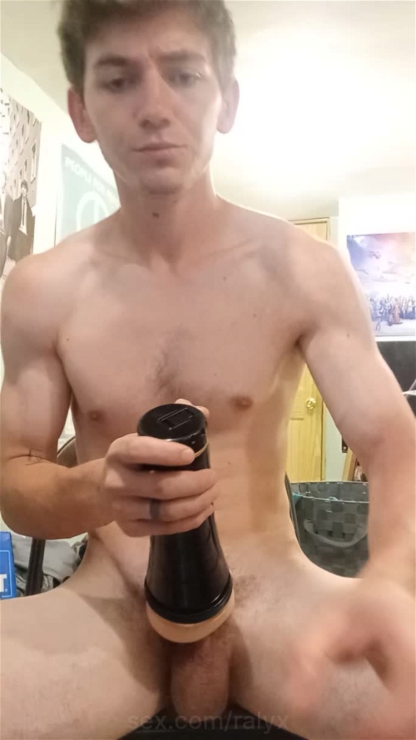 Ralyx Aiming For You Cock Amateur Cumshot Brunette