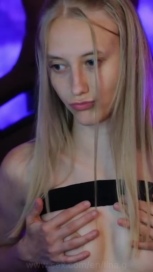Valorie Virginity Taken Video Is Up In My Shop 😍🥵