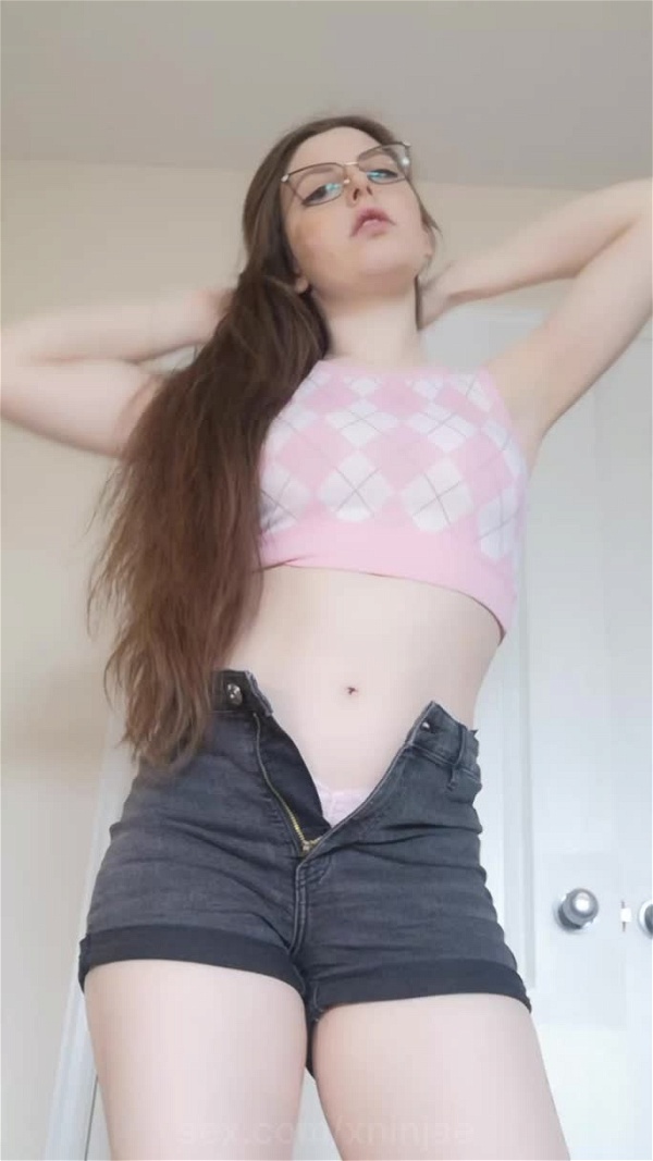 Xninjae Lets Play Im Lonely 🥺👉👈 Young 18 Teen Big Ass Amateur Natural Short Shorts