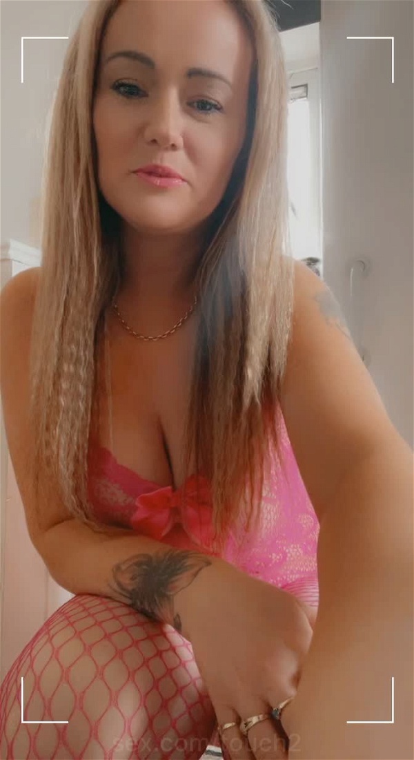 Touch Patty Pritty In Pink Come Subscribe See Wat I Can Do For U Hot Pink Tits Pussy