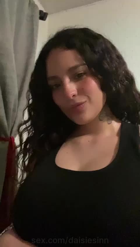 Daisiesinn Bigger Than You Thought Tittydrop Hugetits Huge Tits Boobs Tits Big Boobs