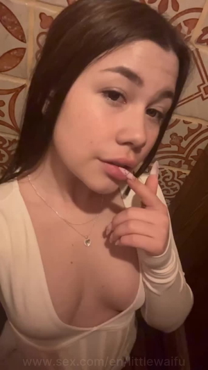 Littlewaifu I Have Something Special For You In My Bio 💋