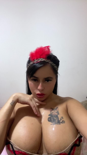Selenadiazzz Would You Roughly Fuck Or Gently Lick My Pussy