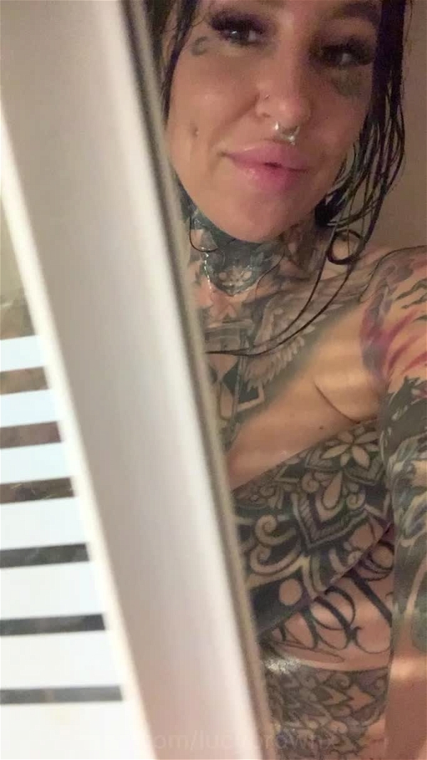 Lucybrownx Can We Shower π Shower Homemade Homealone