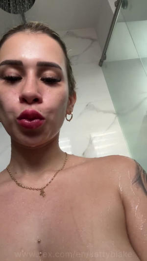 Kattyblake Play With Me In Shower
