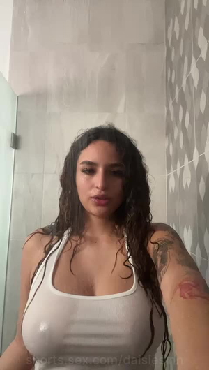 Daisiesinn Full Video In My Description😏
