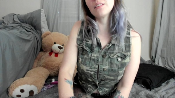 Miss Mackenzie Do You Like My Vest Amateur Titsout Milf