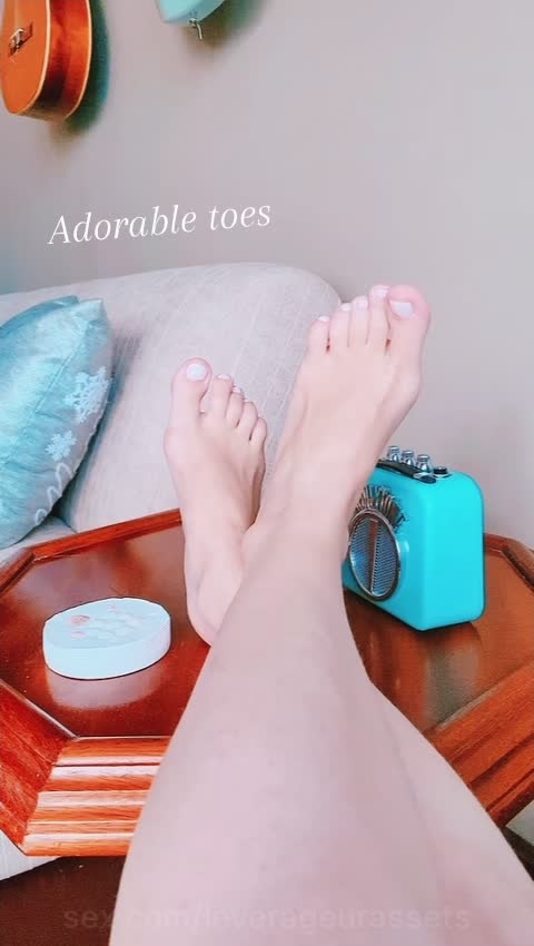 Leverageurassets Adorable Highly Arched Pointed Feet Leverageurassets Feet Feet Fetish