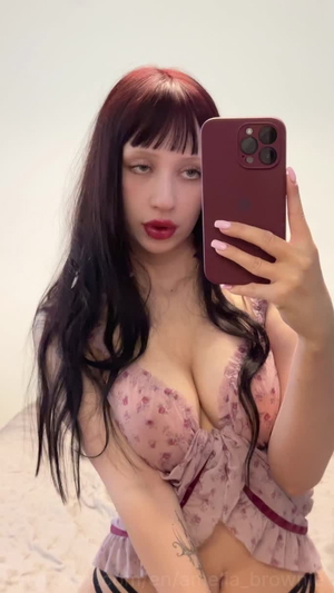 Ameliabrownie I Miss You And I Want Send You Something Special🥰
