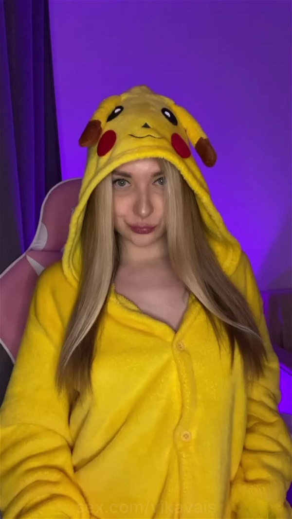Vikavais Pickachu Cosplay Role Play Tits Out