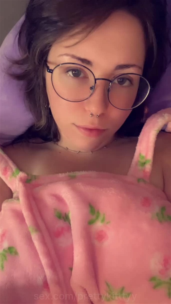 Prettykitttyy I Can Make You Fall In Love 💕 With My Tits 😋 Bigtits