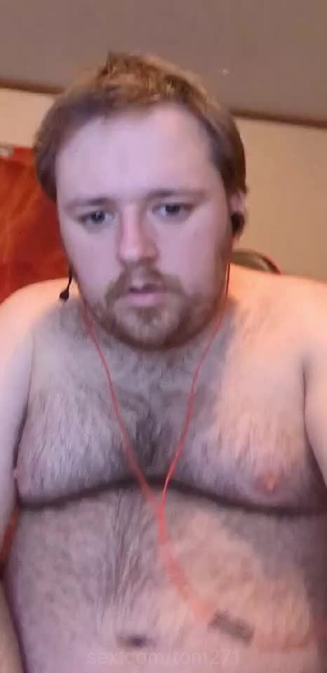 Tom271 Gaming With Girlfriend And Sexting Her Masterbation Hard