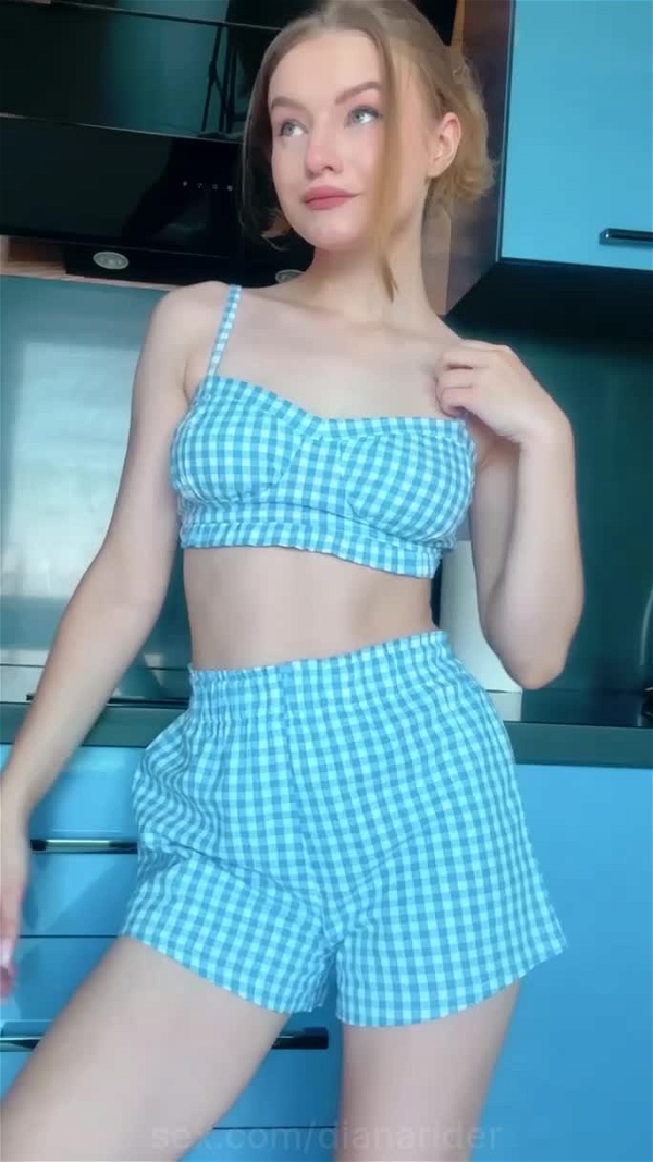 Teeenxxxx Little Taster