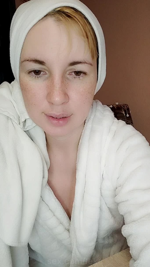 Sweetleka After The Shower I Put Some Cream On My Sweet Tits Tits Strip Aftershower Nude