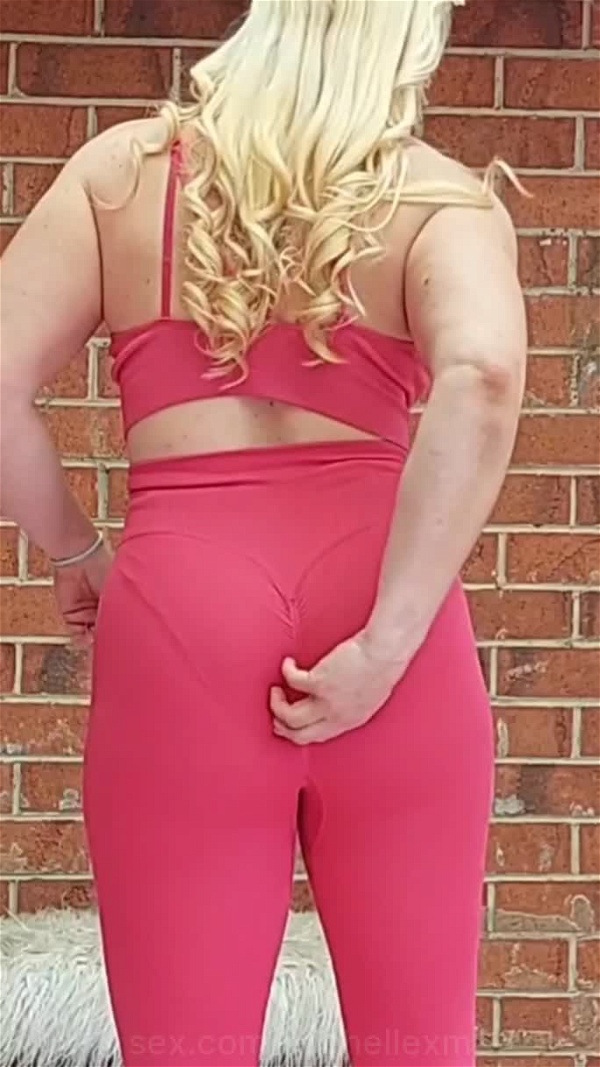 Michellexm I Need Some Help Picking Out My Wedgie Wedgie Wedgiegirl Wedgies Leggings