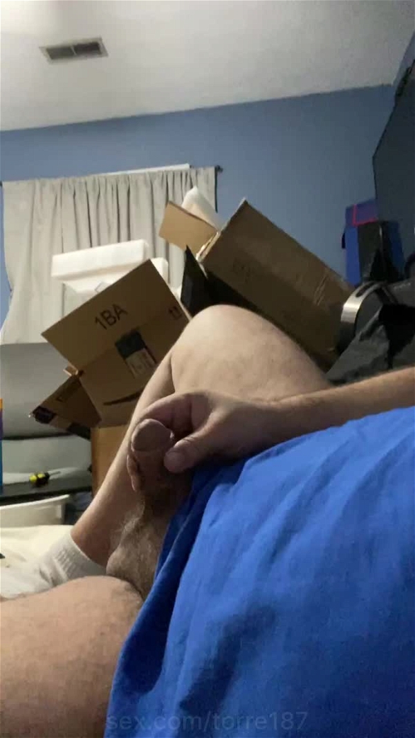 Soytu Dj Lay In My Bed And Masturbate Want To Join Me Joinme Join