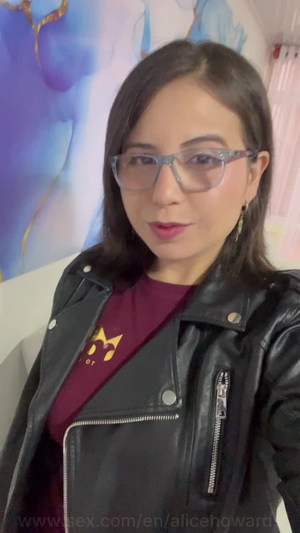 Alicehowards Looking Good