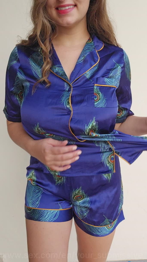 Valorie The Largest And Perkiest Of Natural Titties 🥰