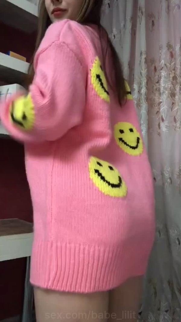 Babelilit Everything Looks More Interesting From Below😏 Ass Pussy Teen Tiny Boobs Naked