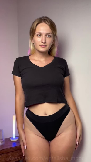 Alishamoor Who Wants To Play With Big And Soft Boobs🥵 Click On The Link In The Profile